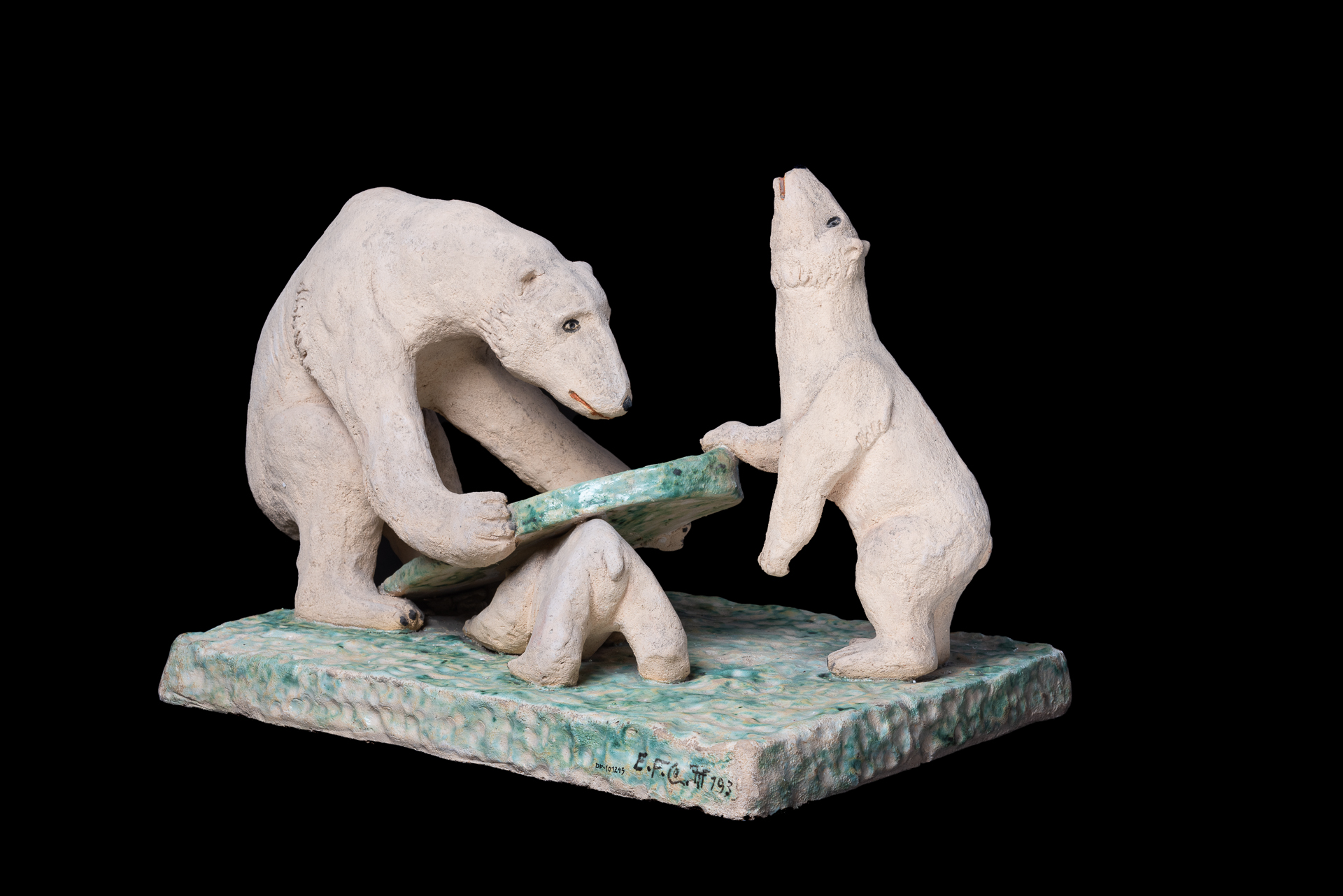 Polar ceramics exhibition | FRAM